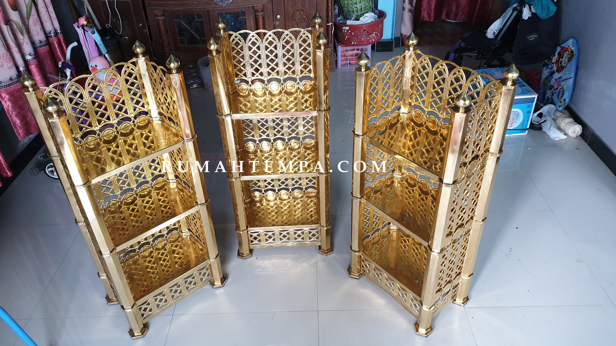 Rak Al Quran Kuningan – Rumah Tempa by Saputra Art