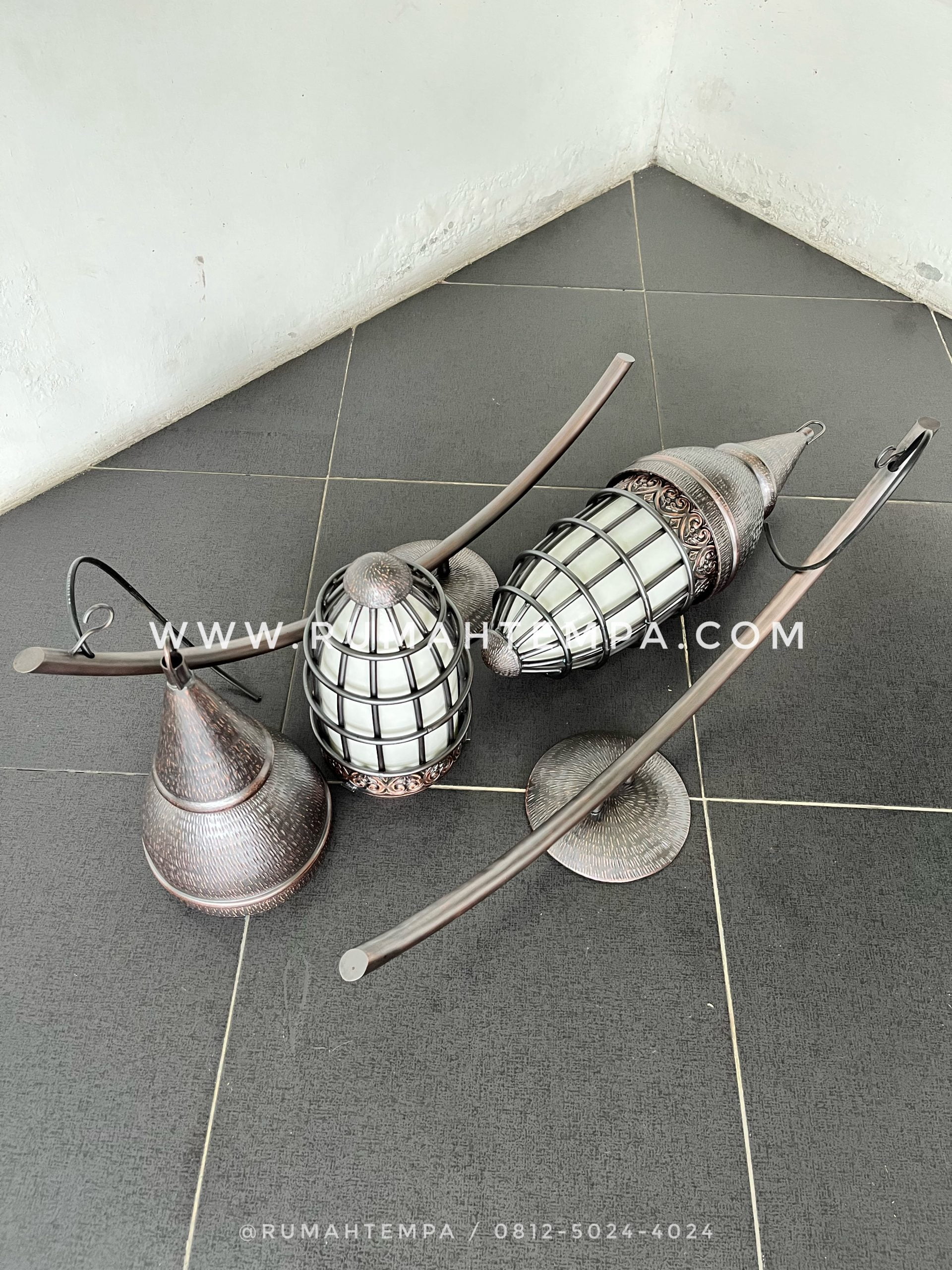 Lampu Dinding Tembaga Custom – Rumah Tempa by Saputra Art