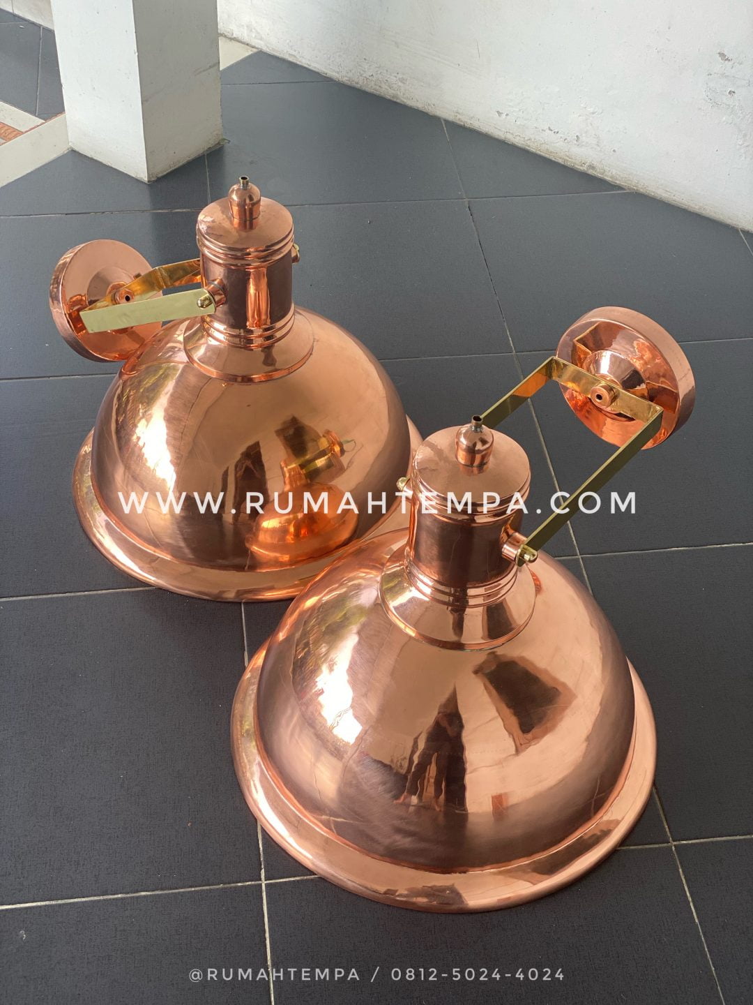 Lampu Dinding Tembaga Minimalis – Rumah Tempa