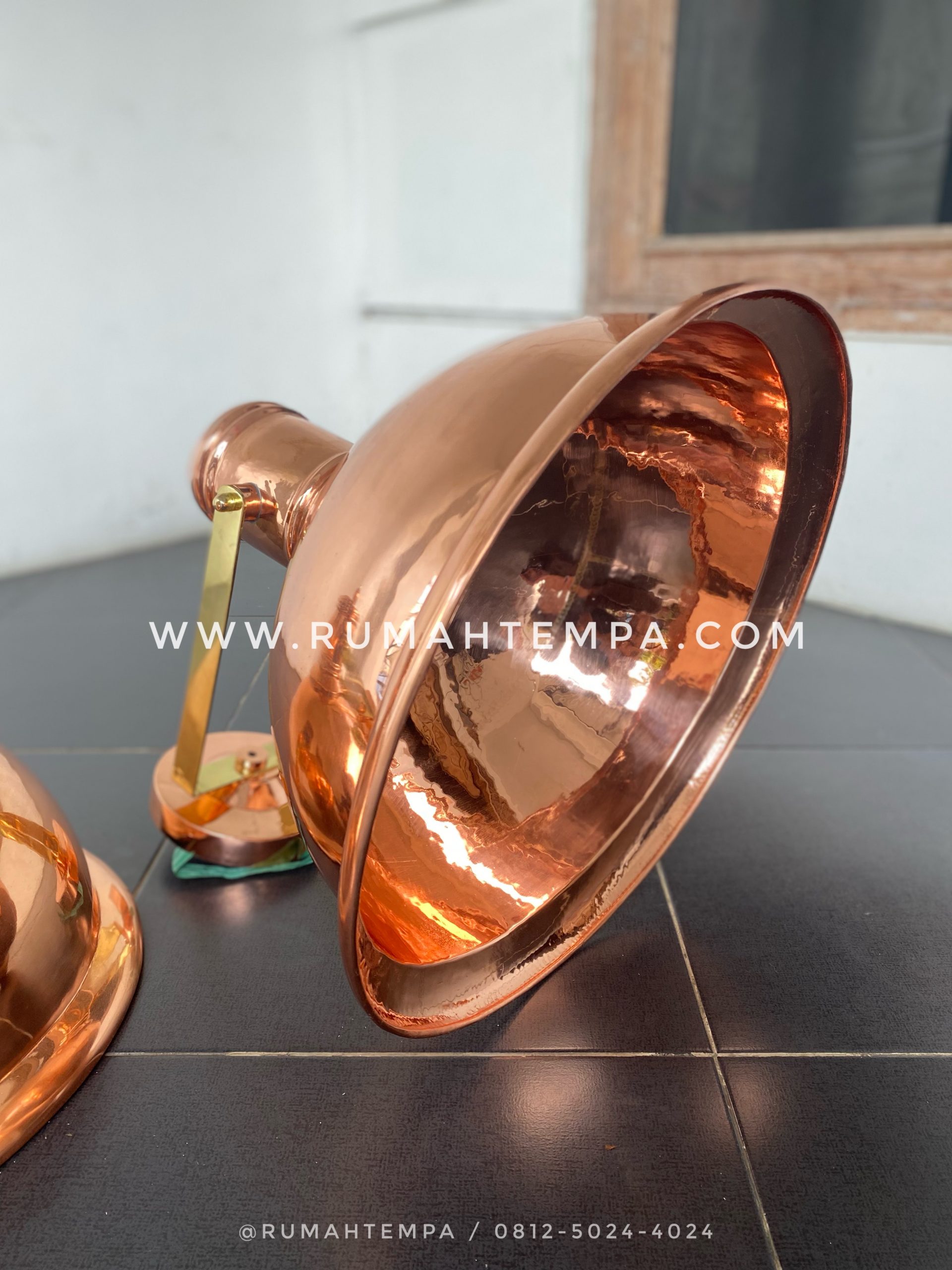 Lampu Dinding Tembaga Minimalis – Rumah Tempa