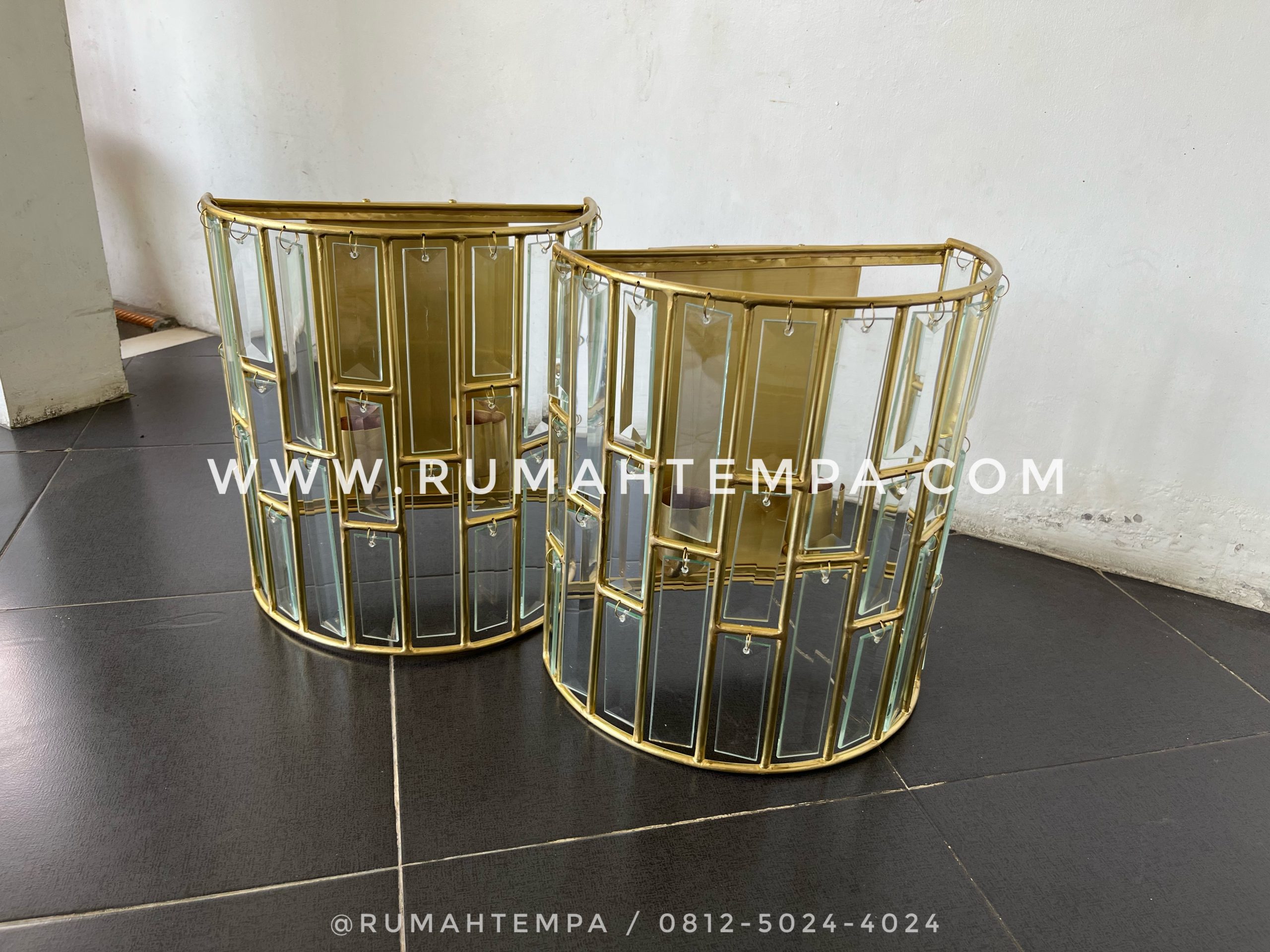 Lampu Dinding Custom – Rumah Tempa by Saputra Art